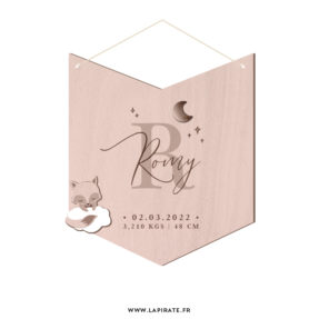 Fanion bois enfant découpe "You are so loved" personnalisé | Déco ...